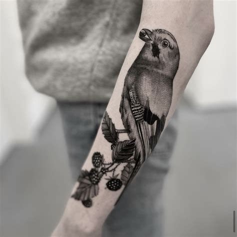 Najlepsze studio tatuażu w Warszawie odc. 1 Noir Tattoo Studio by Julia ...