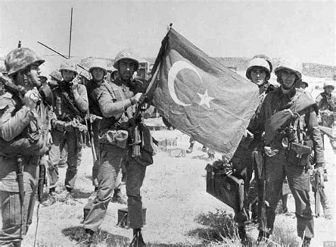ΕΝΩΣΗ ΑΠΟΣΤΡΑΤΩΝ ΑΞΙΩΜΑΤΙΚΩΝ ΣΤΡΑΤΟΥ Η ΤΟΥΡΚΙΚΗ ΕΙΣΒΟΛΗ ΣΤΗΝ ΚΥΠΡΟ 1