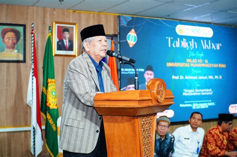Gelar Tabligh Akbar Rektor Resmi Buka Rangkaian Milad Ke 16 UMRI UMRI