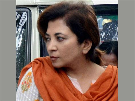 Saradha Scam Accused Manoranjana Sinh Gets Sc Bail Oneindia News