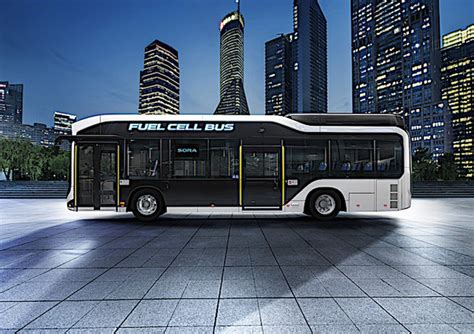 Toyota Lancia Primo Bus Fuel Cell A Idrogeno Di Grande Serie Eco