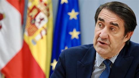 JUAN CARLOS SUÁREZ QUIÑONES CONSEJERO DE MEDIO AMBIENTE VIVIENDA Y