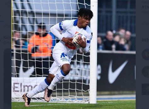 VIDEO Gift Orban Scores Two On His Debut Including An Iconic Goal To