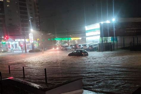Forte Chuva Causa Caos Em Blumenau Rede Web TV