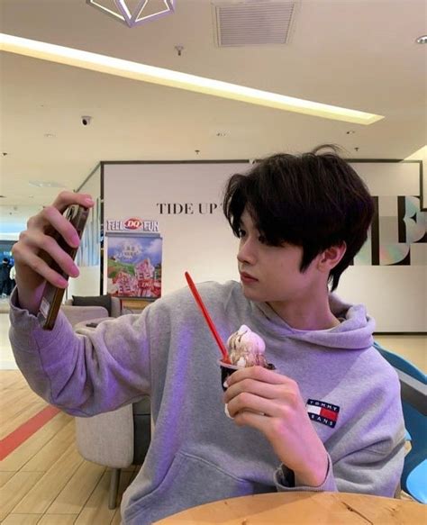 Val Adlı Kullanıcının Ma Jing Xiang Panosundaki Pin