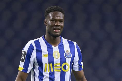 Foi Emprestado Pelo Fc Porto Mas Não Entra Nas Contas E Vai Ser