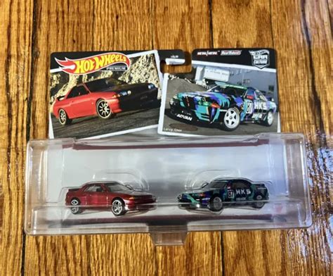 HOT WHEELS PREMIUM Nissan Skyline GT R BNR32 Pack De 2 Car Culture
