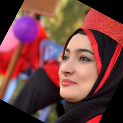 Asiya Khan Elementary School Teacher Aldar Education Linkedin