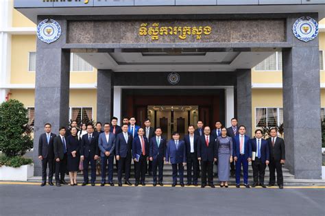 ឯកឧត្តម ហេង សួរ និងឯកឧត្តម ហែម វណ្ណឌី