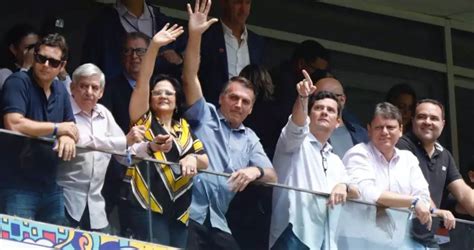 Bolsonaro Leva Moro E Damares Seus Ministros Mais Populares Para Jogo