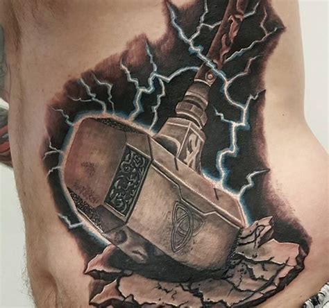1001 Coole Und Realistische Viking Tattoos Zum Inspirieren Hammer