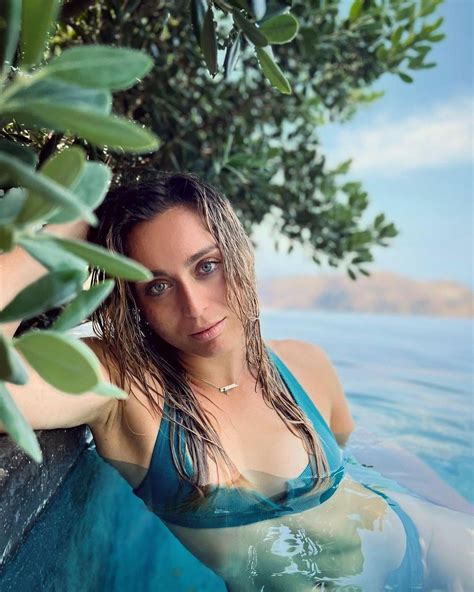 Paula Badosa Hottest Female Athletes