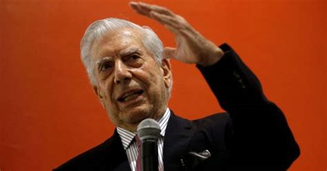 Nobel De Literatura Mario Vargas Llosa Recibe Una Tercera Nacionalidad