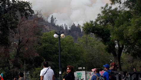 Incendio Forestal En Ladera Del Cerro San Cristóbal Consumió 4