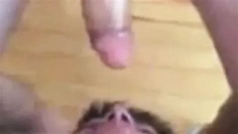 Rafael Alencar口渴射精 Xhamster