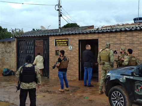 Operação cumpre mandados contra investigados por tráfico de drogas em