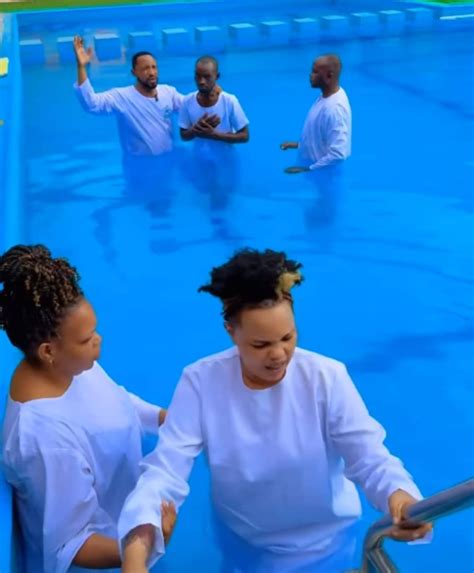 Gateka Esther Uzwi Nka Dj Briane Yabatijwe Mu Mazi Menshi Indorerwamo