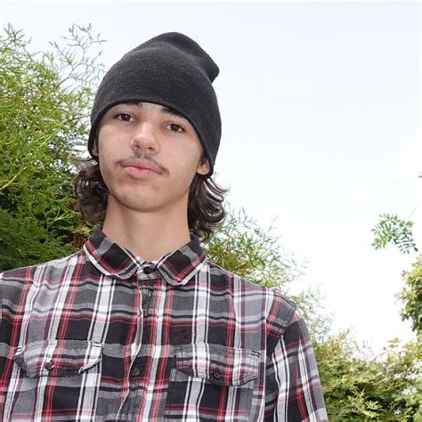 Isak Andre Lindberg Youtube