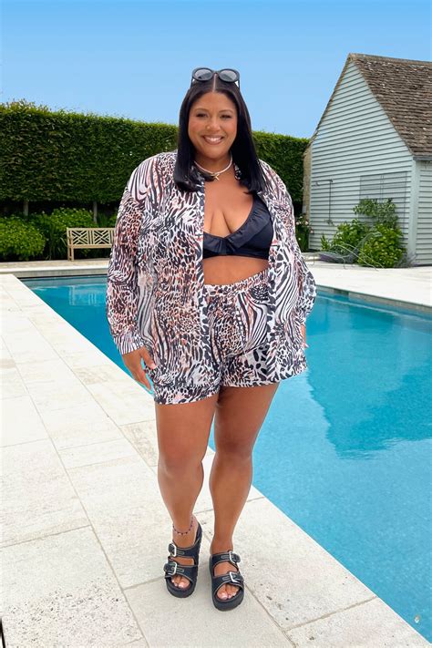 Elasticated Waist Leopard Print Co Ord Beach Short In The Style Uk
