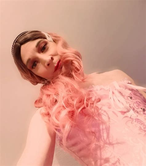 Pretty In Pink 8 Pics Xhamster