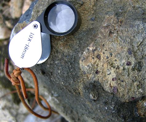 Garnet Lherzolite Xenolith Greenland Mineral Resources Portal