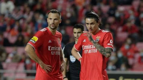 Ten Hag Jets Off For Decisive Darwin Nunez Talks To Steal Striker For