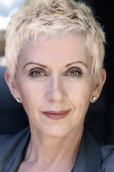 Actrice Avec Une Coupe De Cheveux Courte Photos De Filles Porno