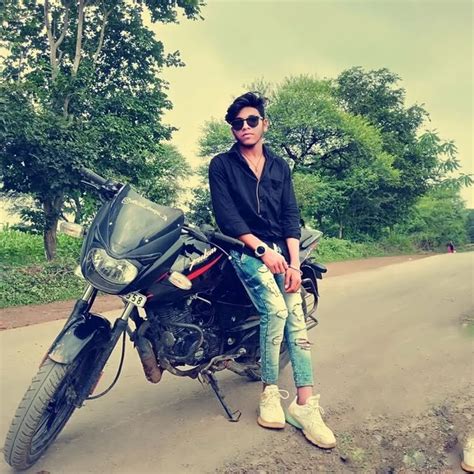 Deepak Solanki (@deepu_rider_3k) • Threads, Say more