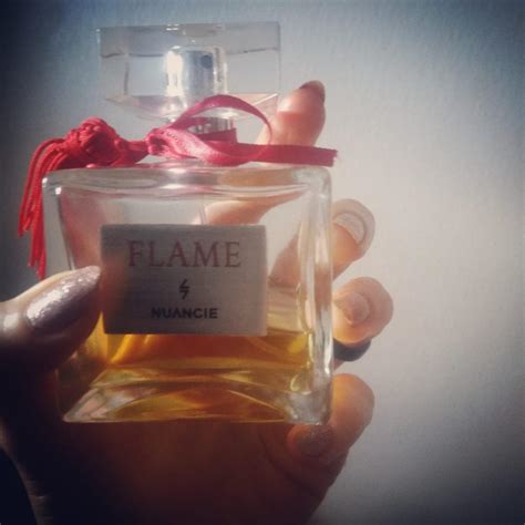 Flame Nuancielo 香水 一款 2019年 女用 香水