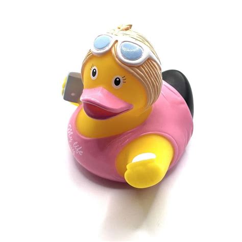 Influencer Girl Duck