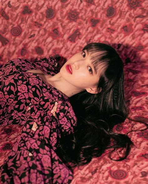 Nayeon Bias Wrecker Cheng Xiao Cosmic Girls Asian Girl