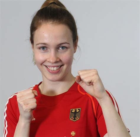 Regina Halmich Ex Boxweltmeisterin Welt