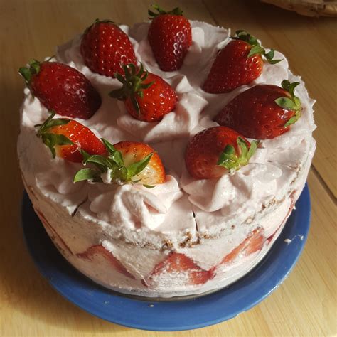 Erdbeer Sahne Torte Vegane Rezepte Auf 100affende