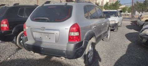 أمانة العاصمة سيارات توسان ديزل بضاعه جديد وارد 268165yemen Mazad