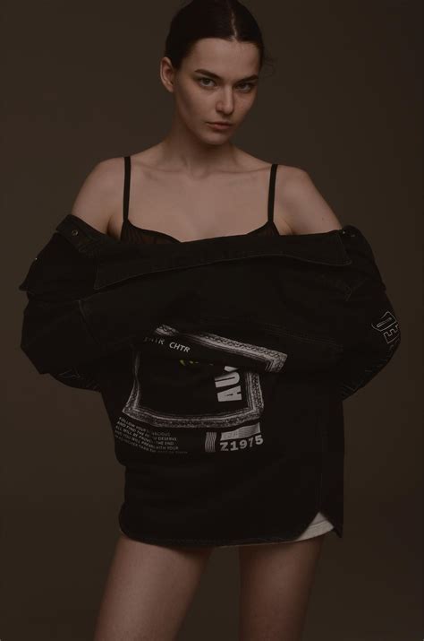 Vika Agencia Model Management