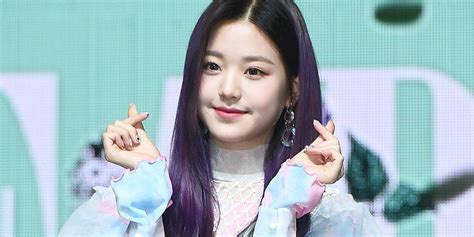 Izones Jang Won Young Named To Be The Look Alike Of These Top Visual