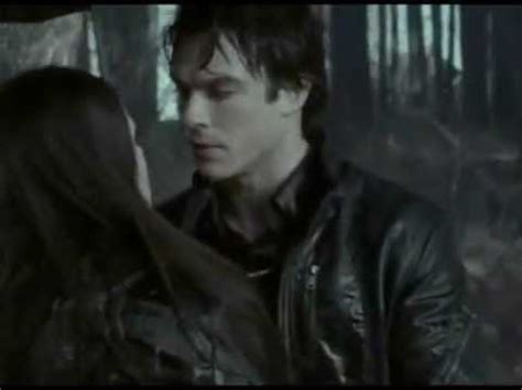 Best Rain Scenes Rihanna Love The Way You Lie Part Youtube