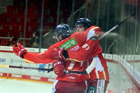 Deg и Бремерхафен на грани четвертьфинальных мест в плей офф Del