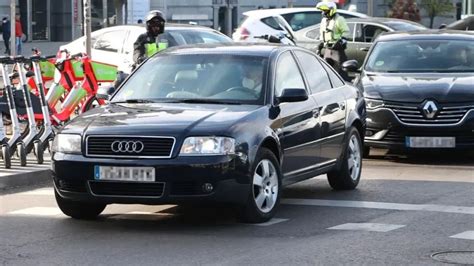 El coche oficial de Pedro Sánchez y el secreto que esconde en su interior