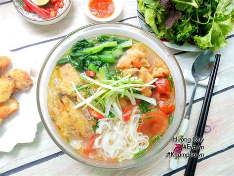 Bánh đa cá rô đồng Bữa sáng nóng hổi