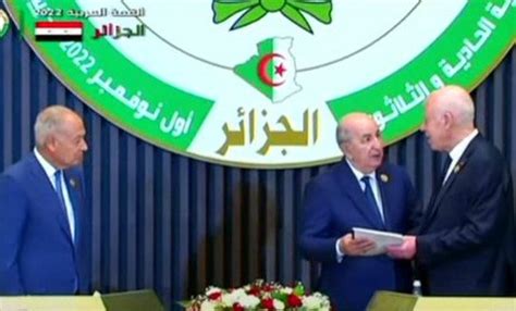 الجزائر تتسلم رئاسة القمة العربية