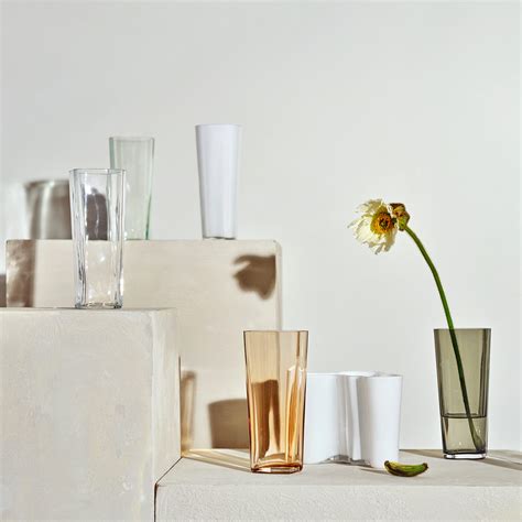 Iittala Aalto Clear Vase 7 Iittala Alvar Aalto Vases