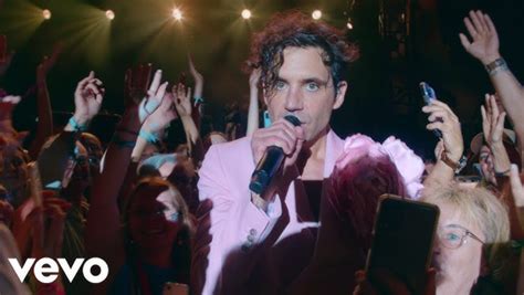 Mika annonce une très mauvaise nouvelle aux internautes ces derniers