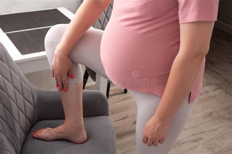 Pain And Fatigue In The Legs Of A Pregnant Girl Varicose Veins Of The