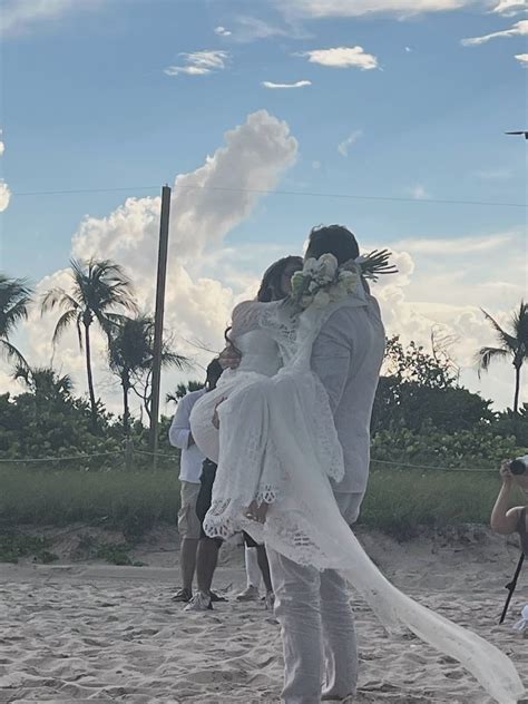 Daniela Nares Daniela Nares Added A New Photo — In