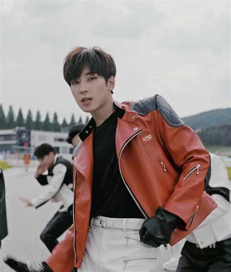 Wonwoo SVT Anyone Special Video Screencap Seventeen Wonwoo Seventeen Kpop
