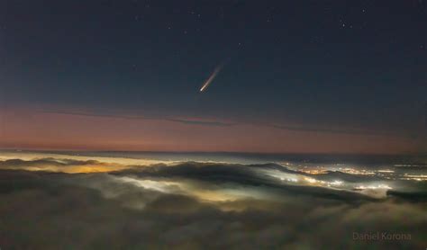 墨西哥上空的紫金山 阿特拉斯彗星 NASA中文