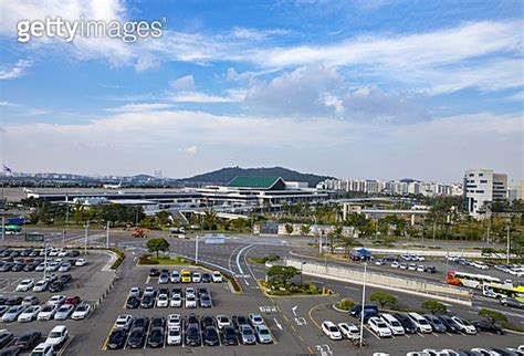 주차장김포공항공항건축건물빌딩풍경전경실외교통활주로비행기항공기여객기강서구서울한국국내여행