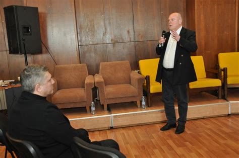 Фотогалерия Публично представяне на кандидатите за главен архитект на