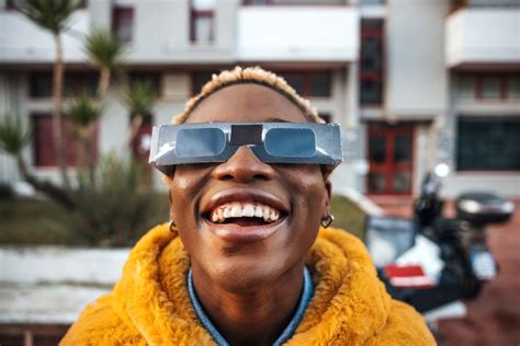 How Do Solar Eclipse Glasses Protect Our Eyes Scientific American